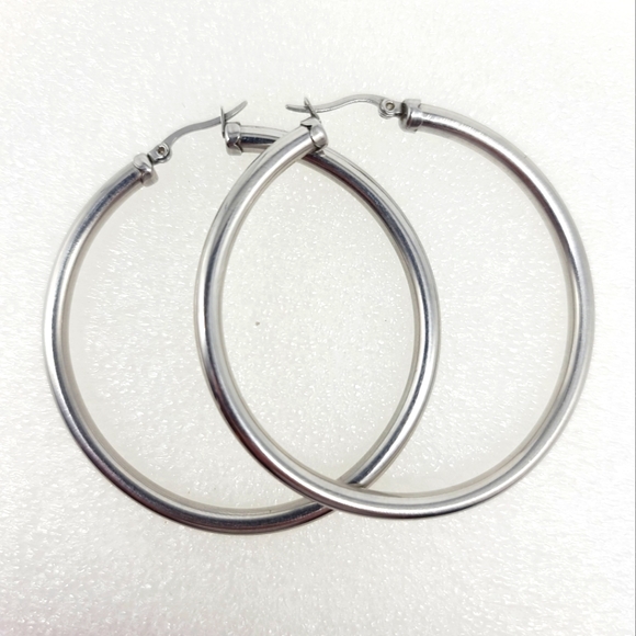 unbranded | Jewelry | Vintage Earrings Hoops 25 Stainless Steel | Poshmark